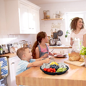 Patelai 10 pcs Plastic Veggie Tray with lid Fruit Trays Round Disposable Appetizer Serving Trays with 6 Divided Compartment for Vegetable Salad Food Snack Serving Platter