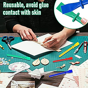 WXJ13 50 pcs Glue Spreaders,Colored Plastic Glue Smear Sticks Applicator Glue Scrapers,Glue Roller