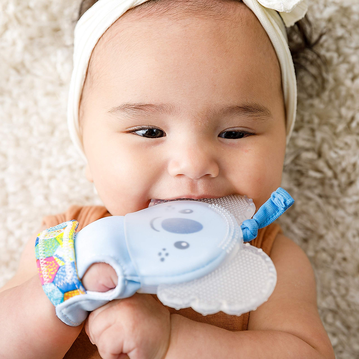 Infantino Crystal Clear Teething Mitten - Teethe & Play Wearable Soft “Mitten” with 100% Paint-Free, Dye-Free Textured Silicone. Easy-Grasp Natural Rubber Teether for Baby (Koala)