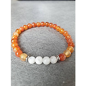 LKBEADS Natural Carnelian & Moonstone 6mm rondelle smooth 7inch Semi-Precious Gemstones Beaded Bracelets for Men Women Healing Crystal Stretch Beaded Bracelet Unisex