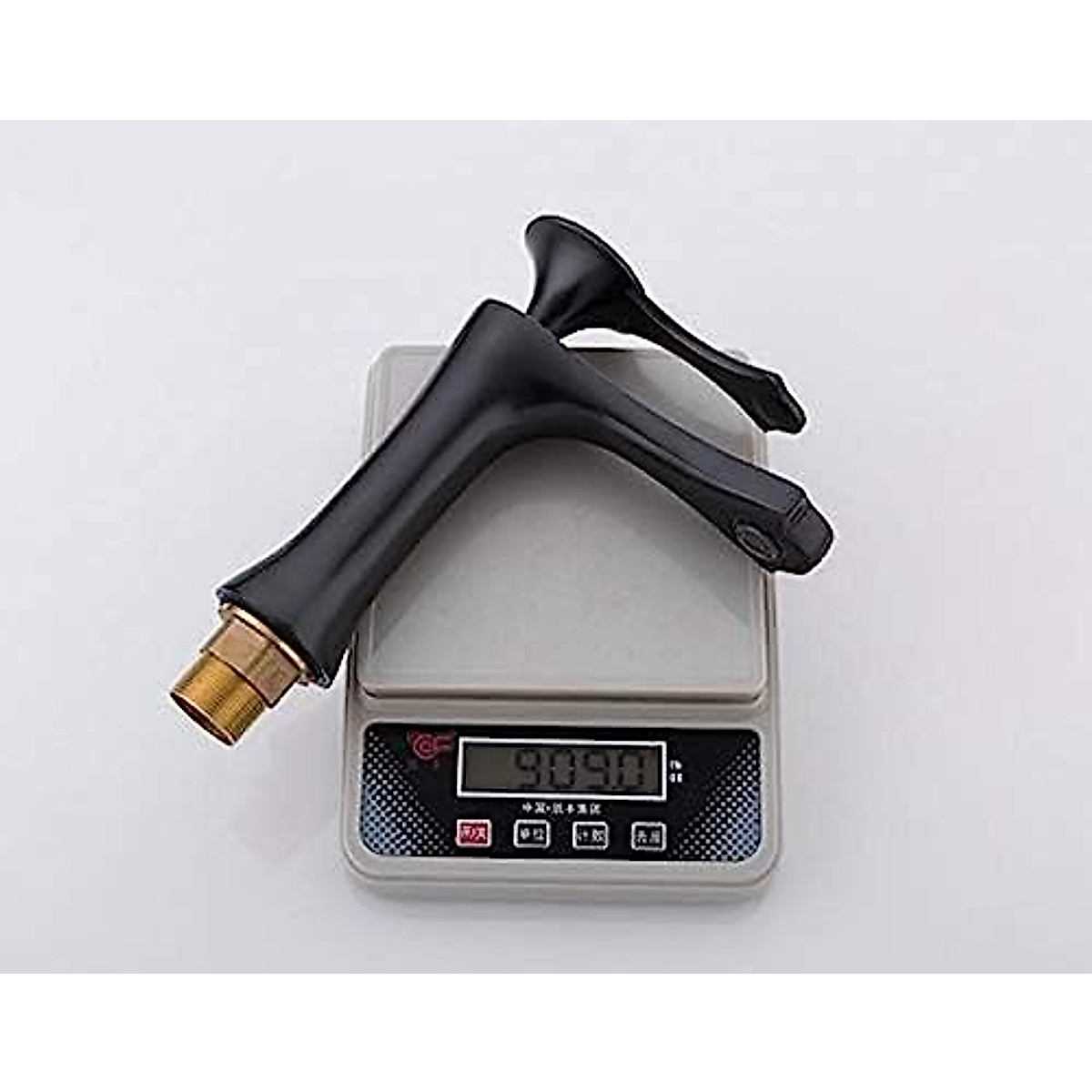 Kitchen Taps Vintage Black Bathroom Basin Faucet Copper Material Single Handle Bath Tap Spray Paint Cold and Hot Water Mixer