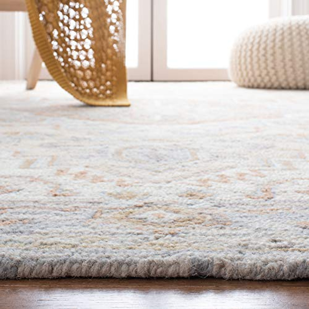 SAFAVIEH Heritage Collection Runner Rug - 2'3" x 12', Beige & Grey, Handmade Traditional Oriental Wool, Ideal for High Traffic Areas in Living Room, Bedroom (HG920B)