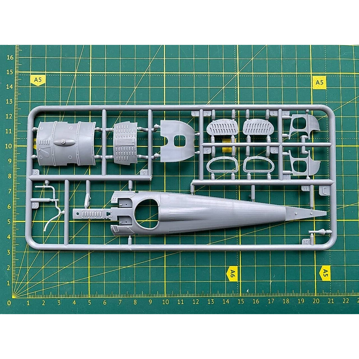 Roden 636 - 1/32 - SPAD XIIIc1 Scale Plastic Model Aircraft kit