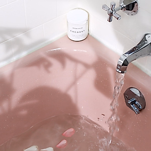 HERBIVORE Coconut Milk Bath Soak – Skin Hydrating & Softening, Soothing Light Coconut Scent, Vegan, 8 oz