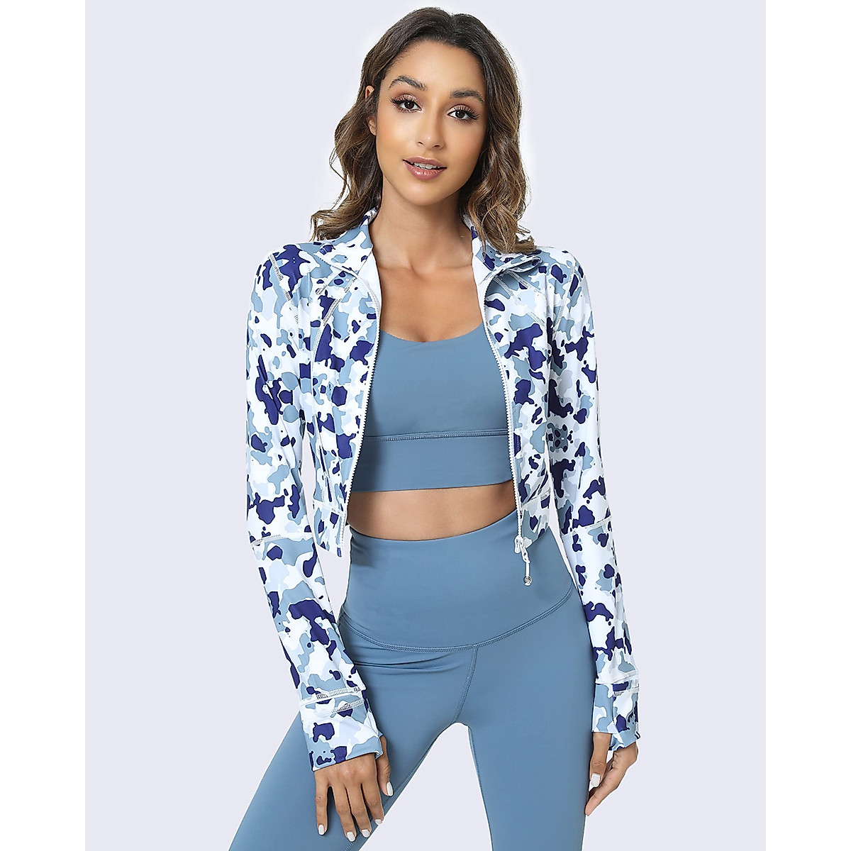GYM RAINBOW Women's Cropped Full Zip Athletic Jackets Lightweight Slim Fit Workout Jacket with Thumb Holes(#6 Blue And White Camo,Medium)