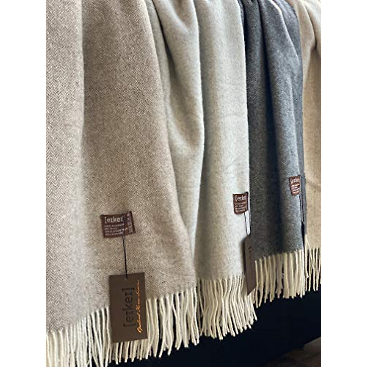 Eikei Wool Throw Blanket Geo Herringbone Pattern Oversized Couch Throw Blanket Fringe Trim Soft Merino Woolen Afghan Minimalist Style Lightweight Machine Washable (Mocha, 55Wx78L)