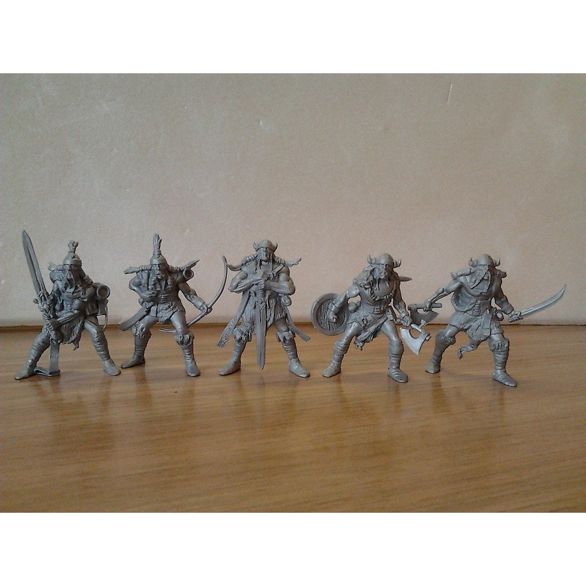 Fantasy Battles Viking Warriors 54 mm 1/32 - 5 Fantasy Sci-Fi Tehnolog Russian Toy Soldiers DND Action miniatures