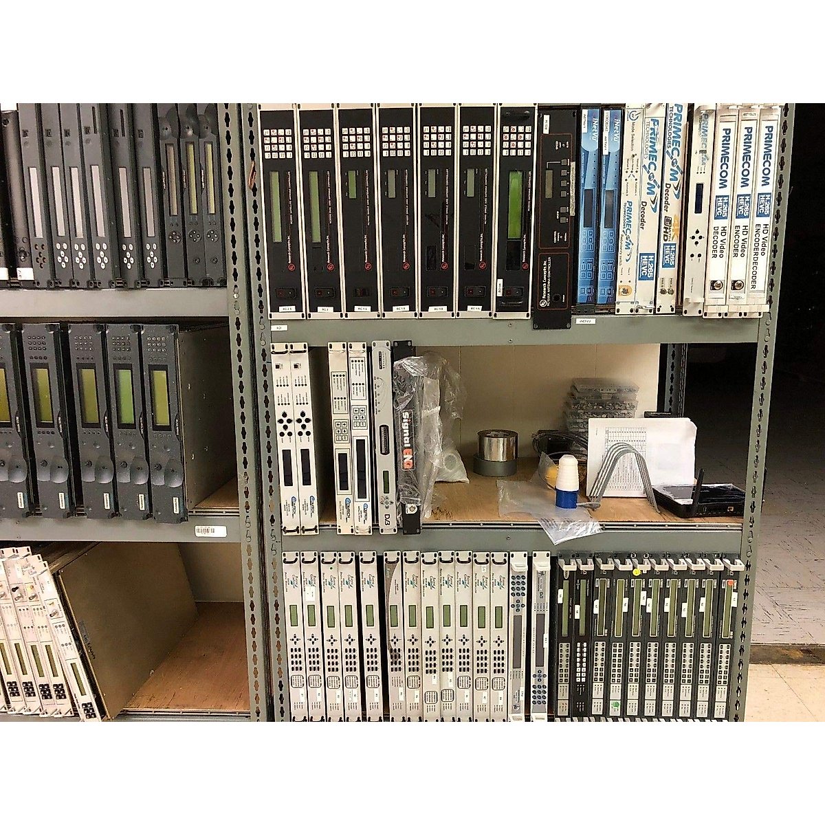 Tandberg EN8040 Evolution 5000 MPEG-2/4 HD SDI Encoder DVB-S2 IF-Band Output