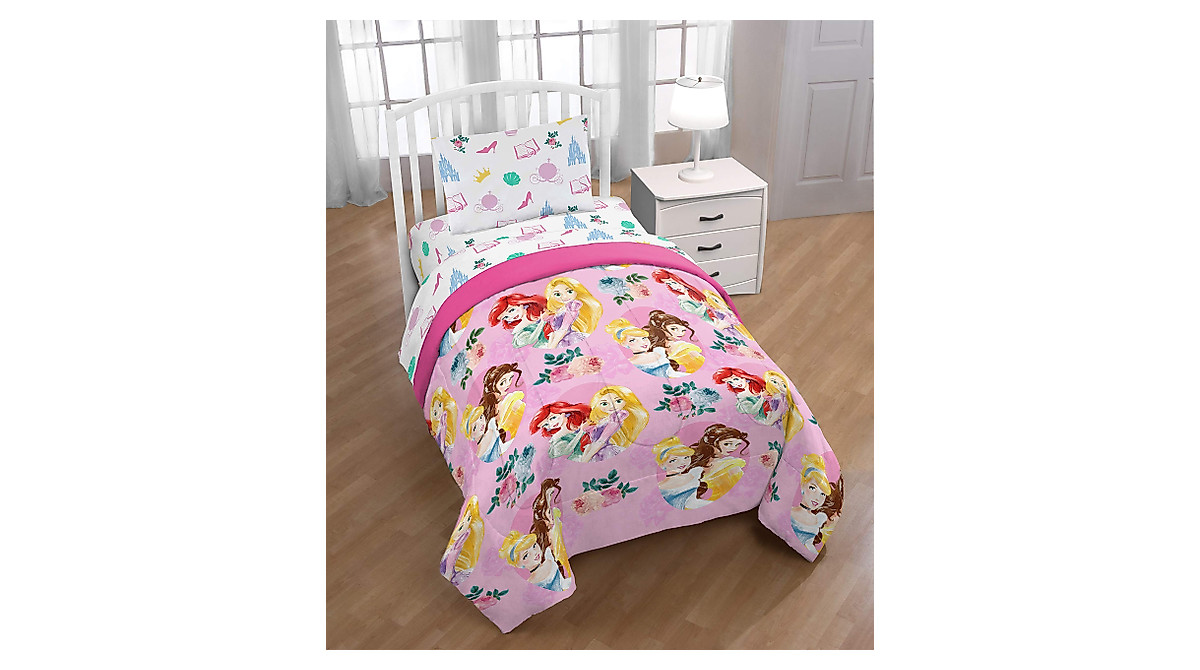Jay Franco Disney Princess Twin Bed Set – Cozy & Fun
