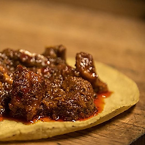 El Gallo Giro Asado de Puerco (7.8 oz) - Seasoned Pork Chunks with Chili Sauce - Heat and Serve - No Preservatives - Keto Friendly