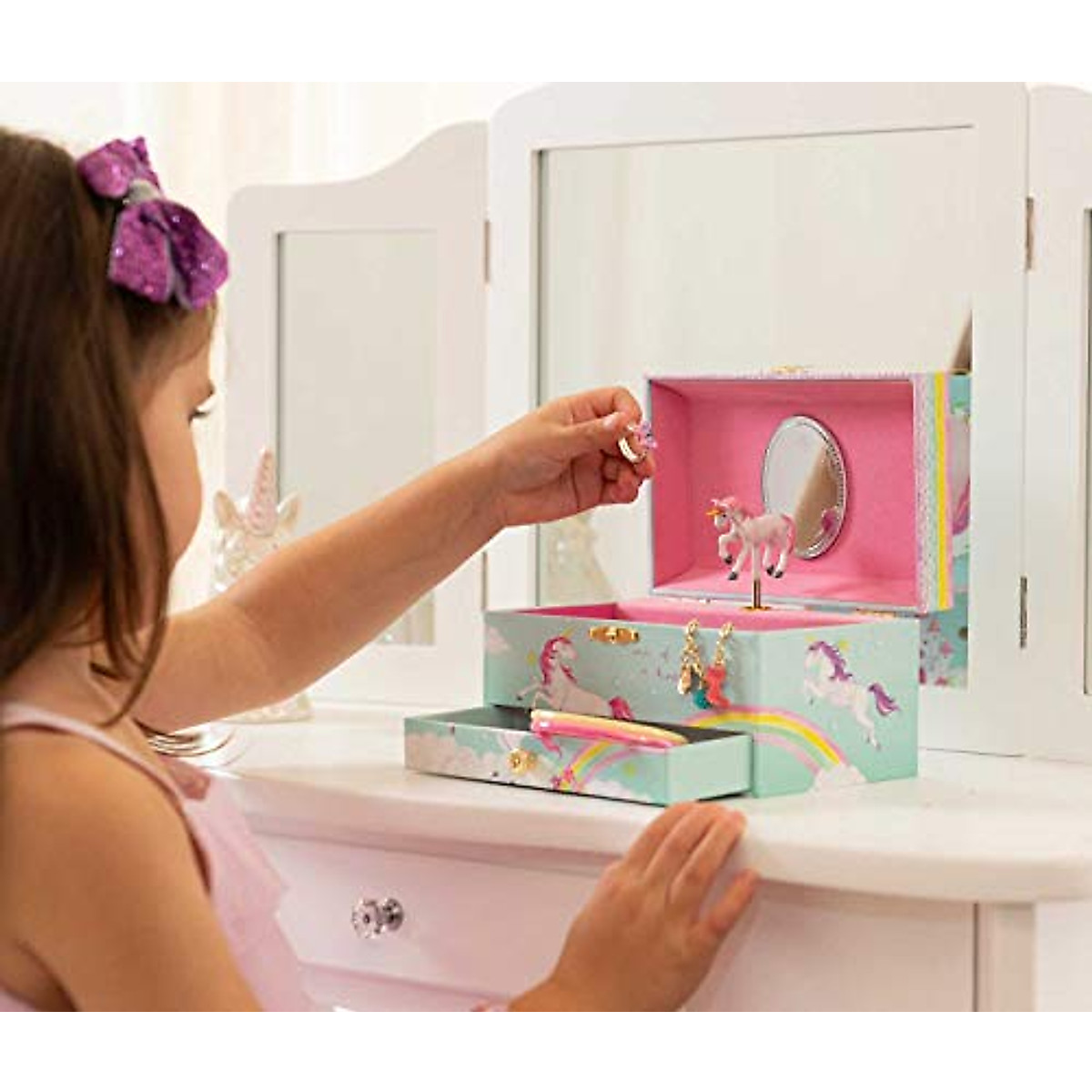 Jewelkeeper Girl's Musical Jewellery Storage Box with Pull-out Drawer, Rainbow Unicorn Design, The Unicorn Tune
