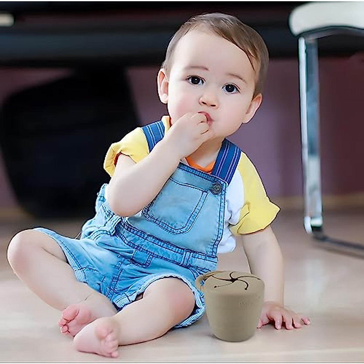 PandaEar Silicone Snack Containers, Collapsible Toddler Snack Cups Spill Proof Food Catcher for Toddler Baby, Pack of 2 -Light Tan/Walnut