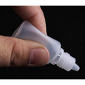 50Pcs Mini Clear Plastic Squeezable Dropper Bottles Empty Eye Liquid Dropper with Screw Caps and Plugs Eye Dropping Bottles Container Dispenser for Reagent Lab Drops Essential Oil 2ml/0.07oz
