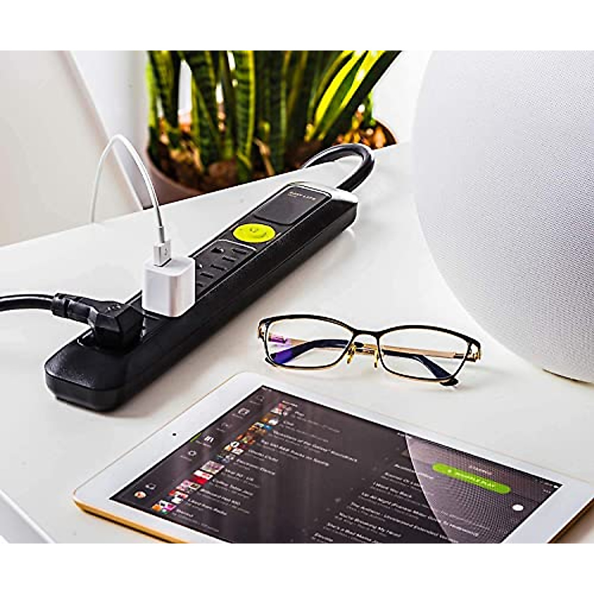 Power Strip Surge Protector with 6 Outlets Heavy Duty 6 ft Extension Cord for Home and Office by Easylife Tech, Black