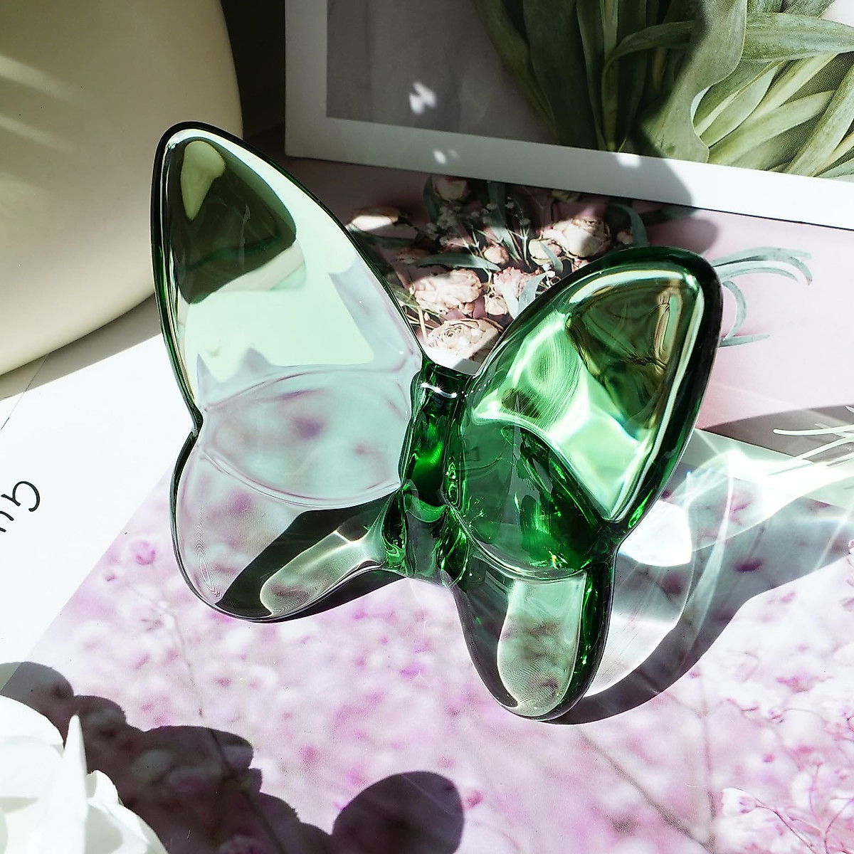 Lioaeust Crystal Butterfly Figurines,Flying Butterfly Figurine Decor Crystal Cut Glass Butterfly Ornament Statue Animal Collectible Gift Home Ornament Decor (Green+Orange)