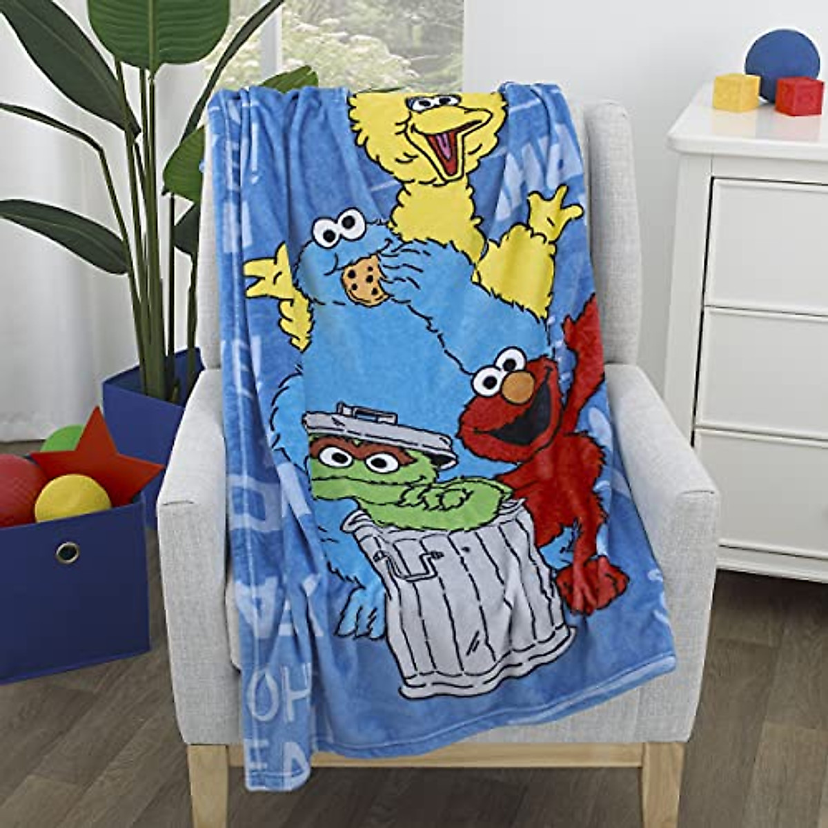 SESAME STREET Elmo, Big Bird, Cookie Monster, and Oscar The Grouch Blue, Red, Green, and Yellow Super Soft Toddler Blanket