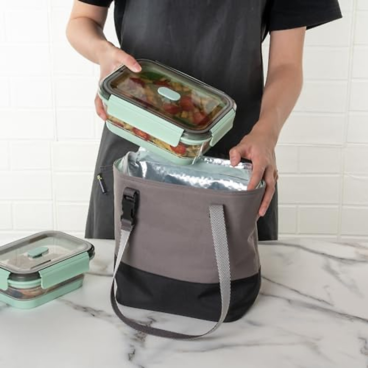 Restaurantware-Fresh Hero 40 Ounce Storage Containers, 1 Durable Airtight Food Containers - Microwavable, Freezable, Green Plastic Collapsible Containers, Dishwashable, With Vented Lids