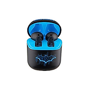 eKids Batman Bluetooth Earbuds with Microphone, Kids Wireless Earbuds with Charging Case for Ear Buds, for Fans of Batman Gifts and Merchandise
