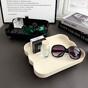 Wlz Makeup Skincare Perfume Organizer Tray, Curly Wavy Edge Cosmetics Countertop Storage Tray, Bathroom Counter Organizers and Storage for Vanity and Dresser (Glossy Cream)