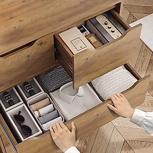 HOSTACK Modern 5 Drawer Dresser for Bedroom, Chest of Drawers with Storage, Wood Storage Chest Organizers with Cut-Out Handles, Accent Storage Cabinet for Living Room, Entryway, Hallway, Rustic Brown