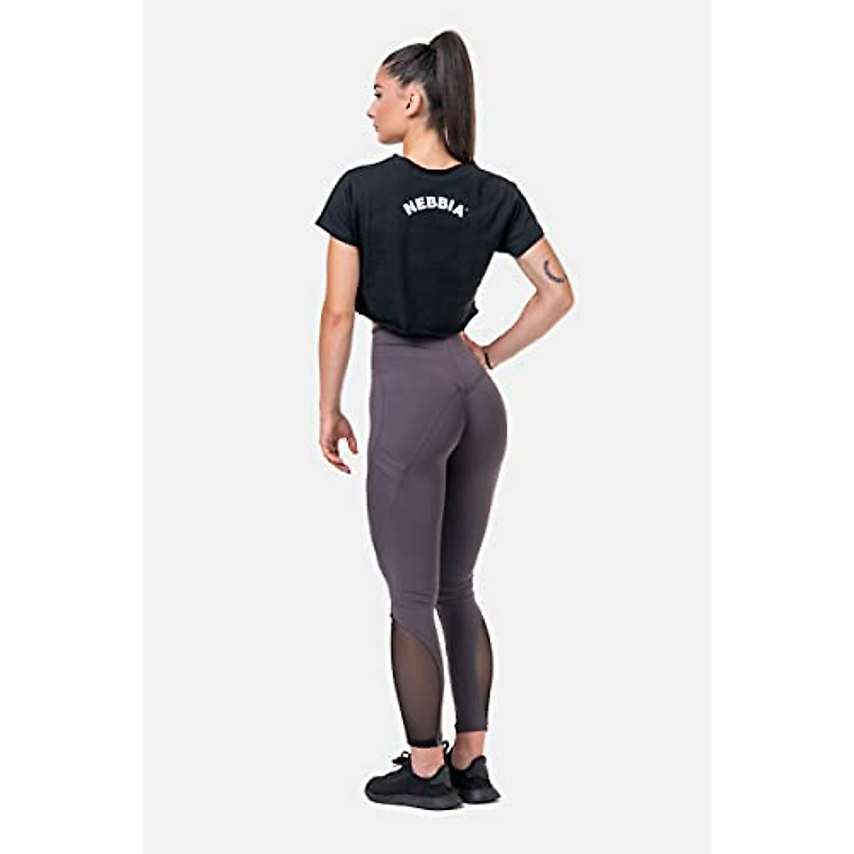 NEBBIA Loose Fit & Sporty Crop Top 583 Black