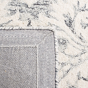 SAFAVIEH Blossom Collection Area Rug - 8' x 10', Grey & Ivory, Handmade Damask Wool, Ideal for High Traffic Areas in Living Room, Bedroom (BLM106H)