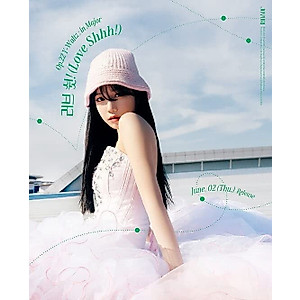 NAYEON TWICE - IM NAYEON 1st Mini Album+Pre-Order Benefit+Folded Poster+Extra Photocards Set (Random ver.)