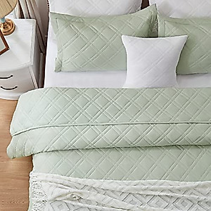 COZYART Sage Green Quilt Set Full/Queen Size, Bedspread Quilt Sets Soft Lightweight Quilted Coverlet Bedding Sets for All Season, 3 Pieces, 1 Quilt 2 Pillow Shams