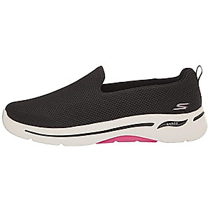 Skechers Women's Go Walk Arch Fit-Grateful Sneakers, Black/Hot Pink, 9