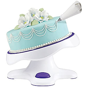 Wilton Tilt-N-Turn Ultra Cake Turntable and Cake Stand