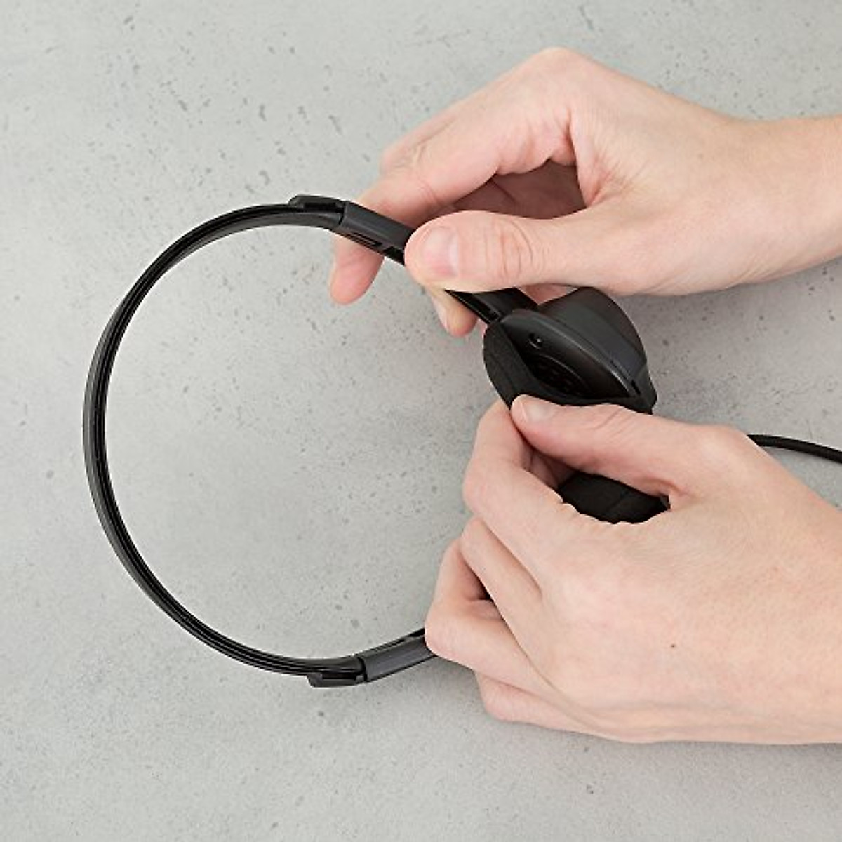 Egghead Over-Ear Stereo Headphones with 3.5 mm Audio Jack for use in Classroom, Library, Offices and More (20 Pack) EGG-IAG-1000-SO-20