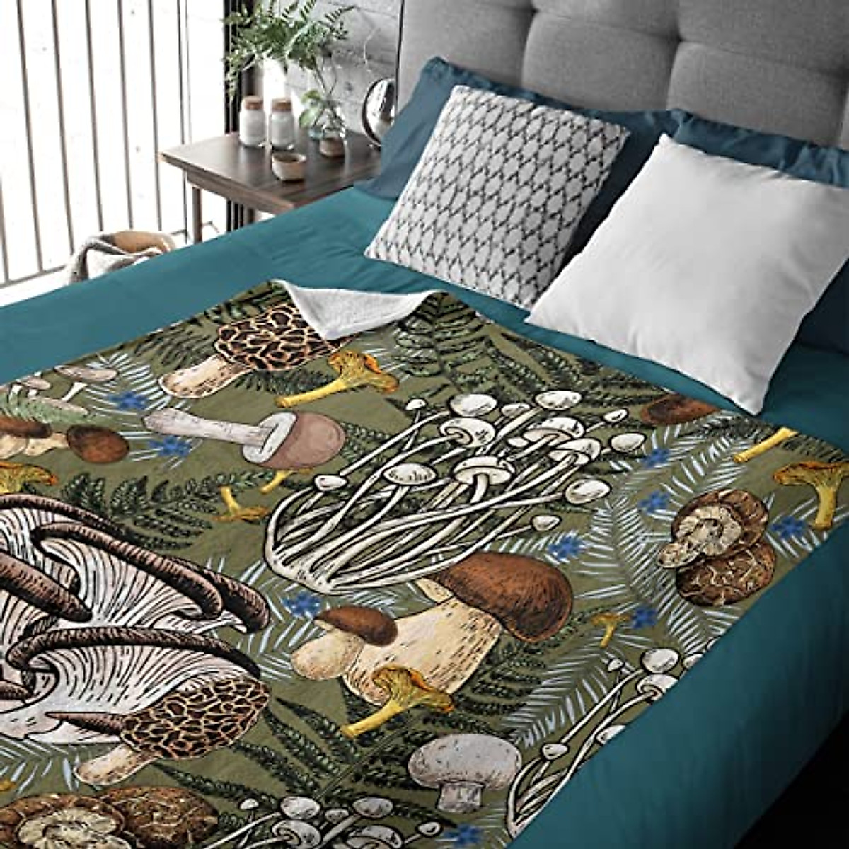 Yaoola Vintage Mushroom Flannel Blanket, All Season Soft Cozy Plush Bed Throw fit Bedroom Living Room Sofa Couch Bedding Office Cinema Farmhouse Beach Yoga Travel 50"x40" for Kid