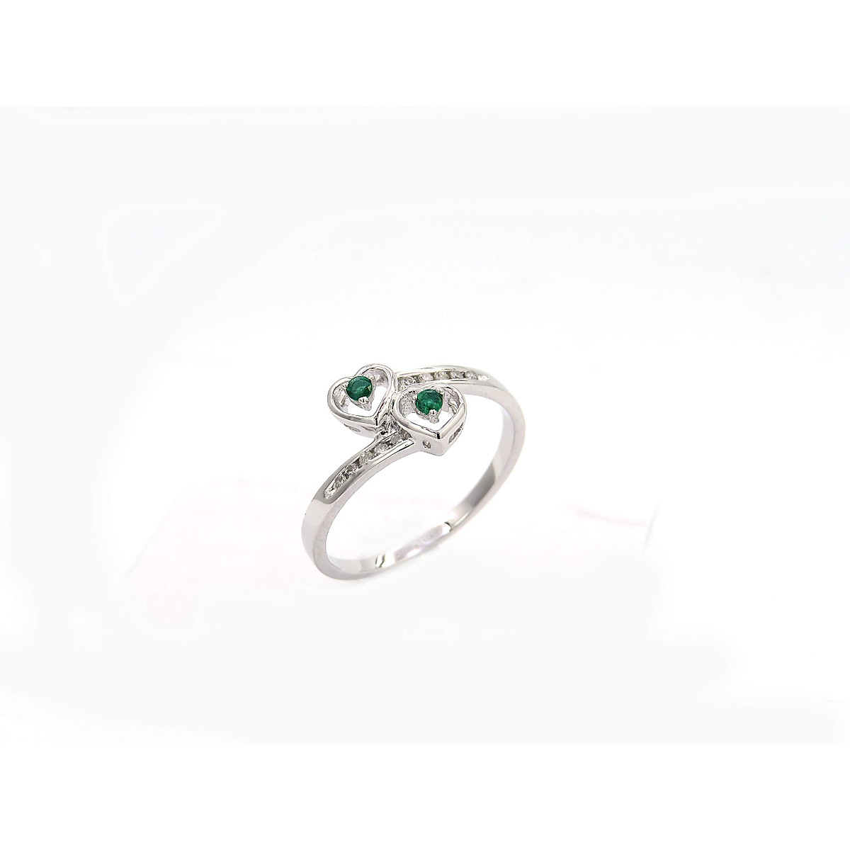 Dazzlingrock Collection Round Green Emerald & Diamond Ladies Double Heart Promise Ring in 925 Sterling Silver, Size 7