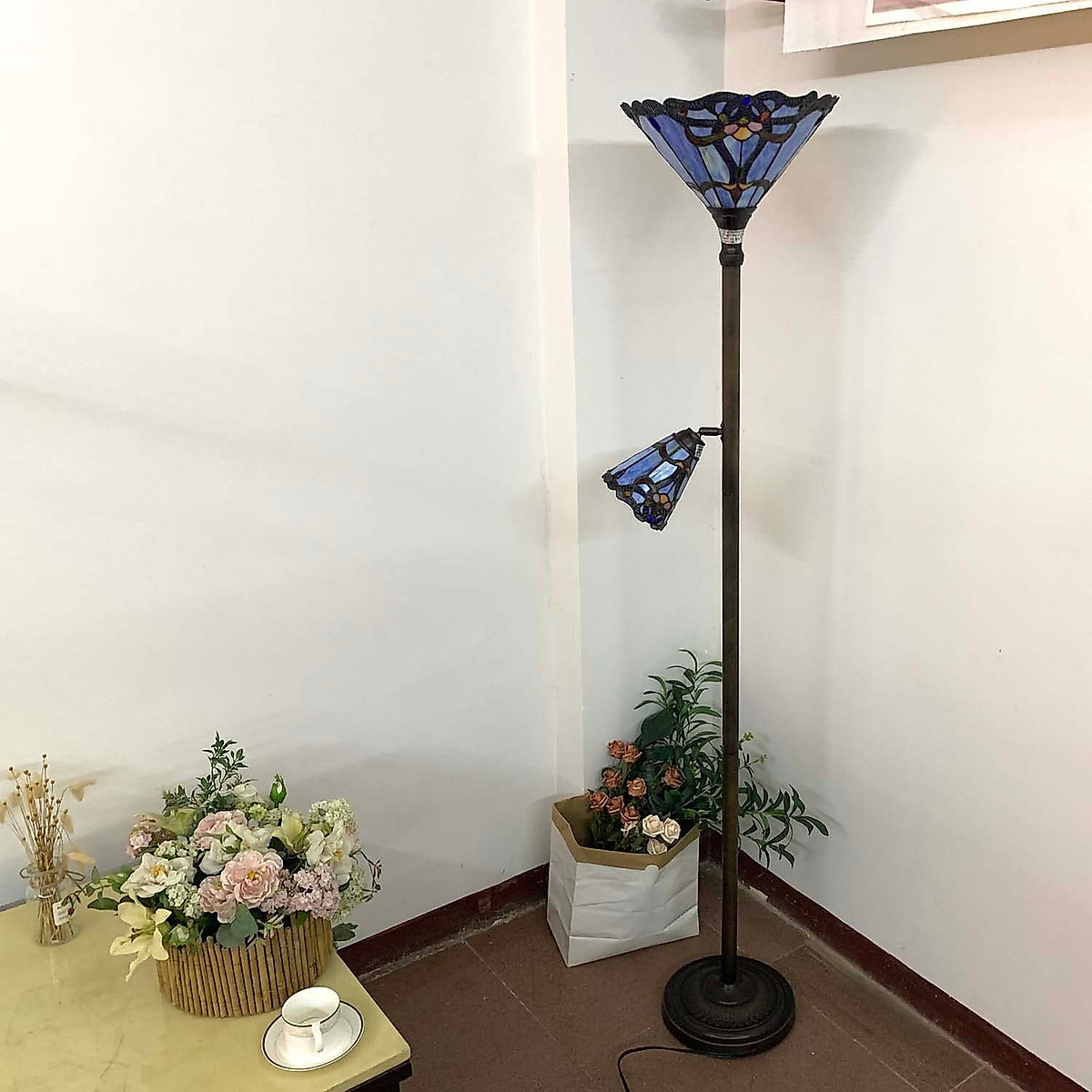 Bieye L10686 Baroque Tiffany Style Stained Glass Torchiere Floor Lamp with Sidelight for Reading Home Decor, 71-inch Tall