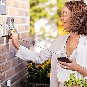 50 Pack Badge Reels Retractable with Swivel Alligator Clip Retractable Badge Holder Reels for Students, Teachers, Office Workers (Translucent Clear)