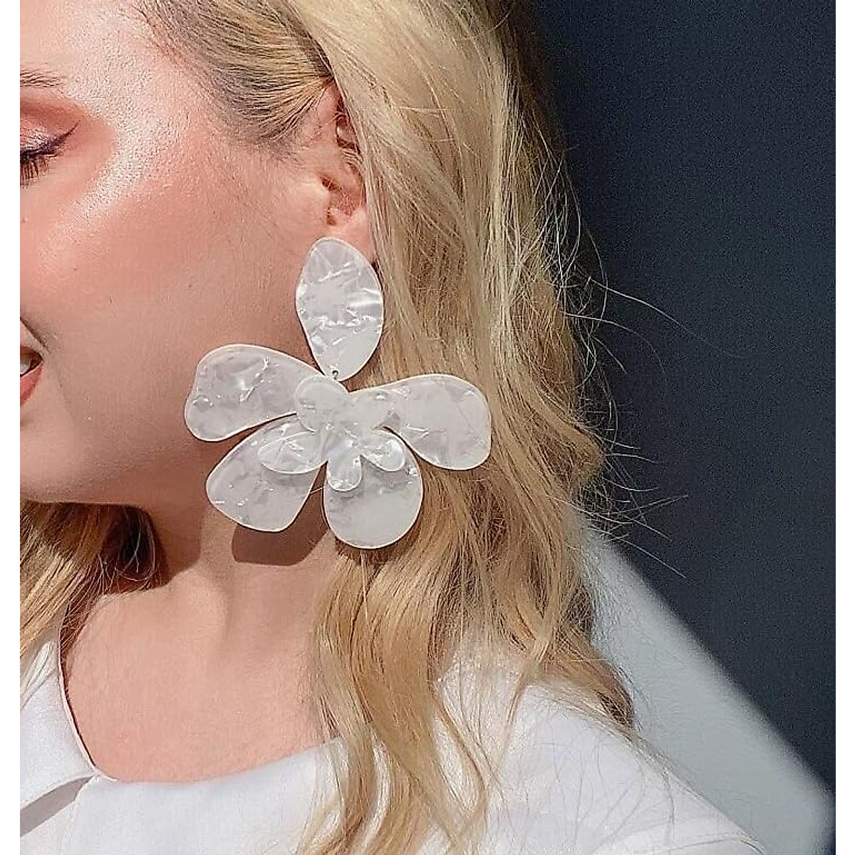 Jewel Earrings Waterfull Ball Scorpion Resin Flower Earrings Personalised Exaggerated Earrings (B)