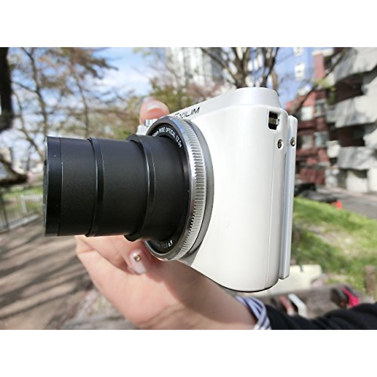 CASIO Digital Camera EXILIM EX-ZR1300WE International Version (No Warranty)