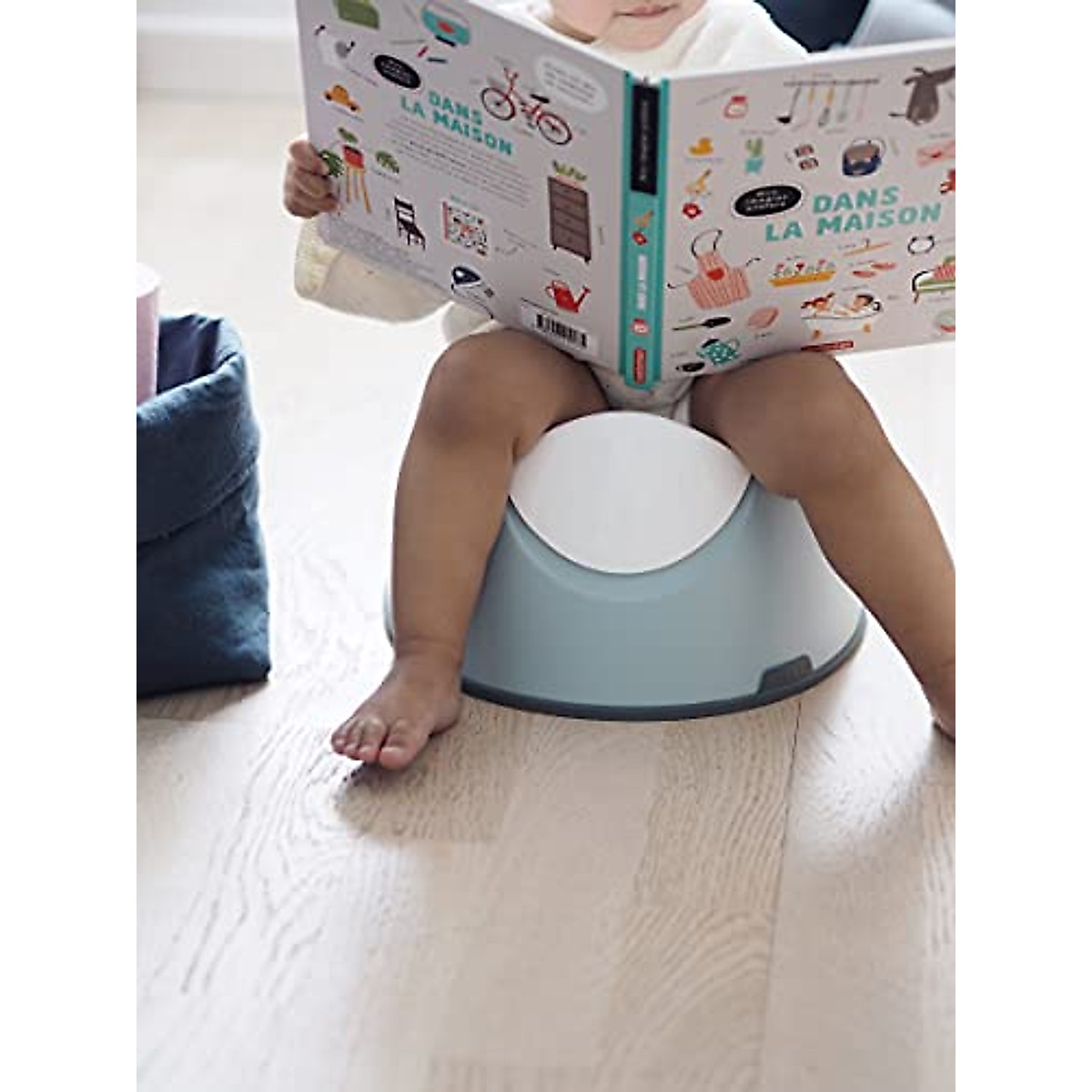 BÉABA - Baby's Training Potty - Ergonomic Baby Potty - Non-slip - Hygienic - Easy care - Handgrips on The seat - Made in France - Green Blue