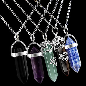 MJartoria Crystal Necklace for Women Healing Crystal Chakra Pendant Energy Crystal Amethyst Rose Quartz Carnelian Layered Necklaces Set Gothic Crystal Jewelry