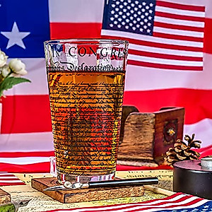 Greenline Goods – United States Constitution & Declaration of Independence Glasses (Set of 2) - 16 oz Drinking Glasses - American US Patriotic Gift Set We The People - Beer Glasses