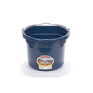 Little Giant® Flat Back Plastic Animal Feed Bucket | Animal Feed Bucket with Metal Handle | Horse Feed & Water Bucket | 8 Quarts | Navy