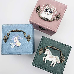 lemonadeus Retro 3-Layer Velvet Jewelry Organizer Jewelry Box for Women Girls Kids Small Jewelry Box Travel Portable Jewelry Holder Earrings Necklaces Bracelets Rings Organizer (floral cat pink)