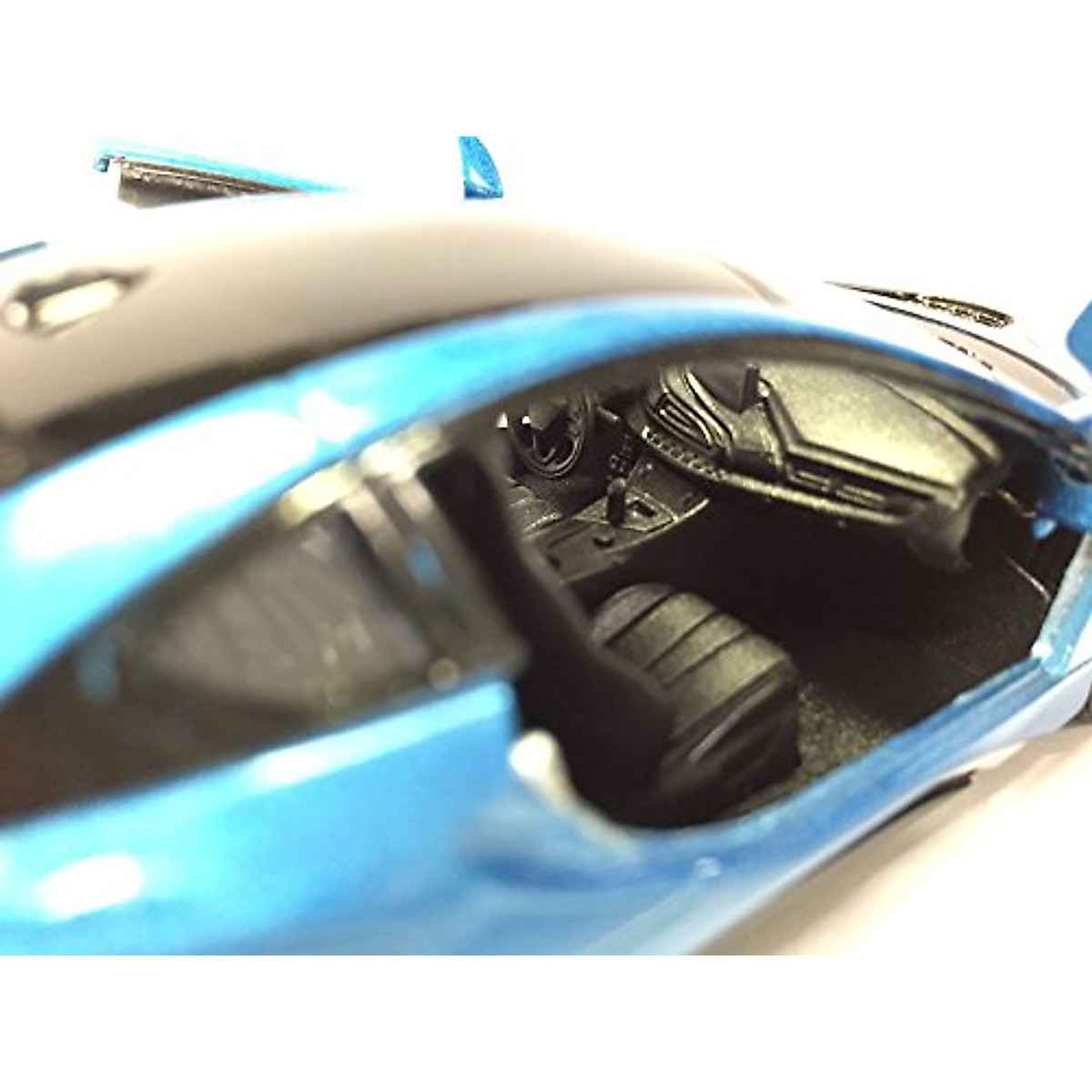 KiNSMART BMW i8 SetOf4 5" 1:36 Scale Die Cast Metal Model Toy Car w/ Pullback Action