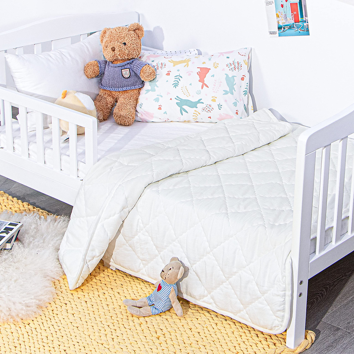 NTBAY Down Alternative Toddler Comforter, Lightweight and Warm Solid Color Baby Crib Quilted Blanket, 39x47 inches, White