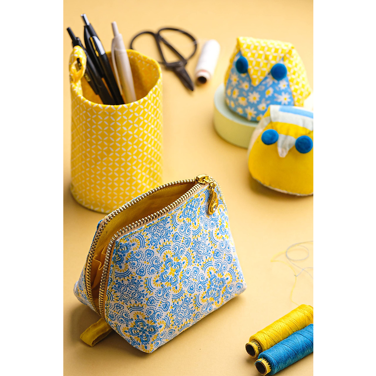 Quilbrics Precut Quilting Fabrics Cotton 7 Pieces Squares Quilt Layer with Designs and Strips for Quilters Size 18 x 22 Inches | 100% Cotton Fabric with Less Shrinkage High Density