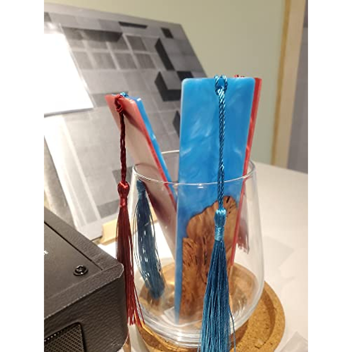 LA LIBURU Unique Hand Made Wooden and Blue Resin Bookmark with Tassel (1 Random Piece Style)