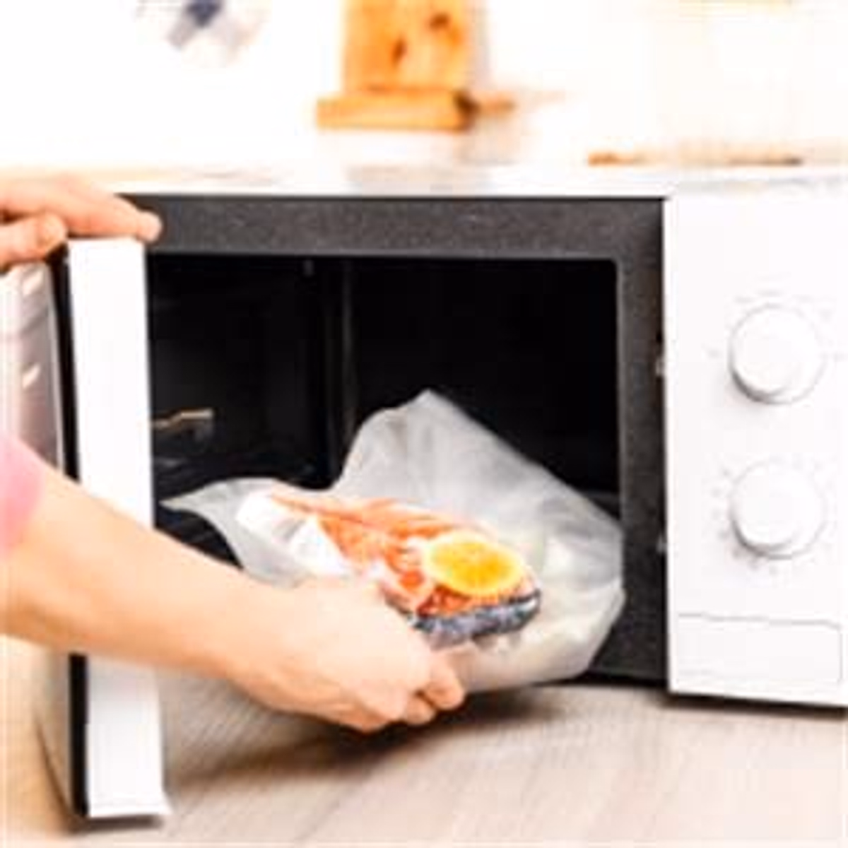 Vacuum Sealer Bags For Food Storage, Seal a Meal Bags,Vacuum Rolls 100 Pcs 8" X 12", BPA Free Heavy Duty Perfect for Sous Vide Cooker