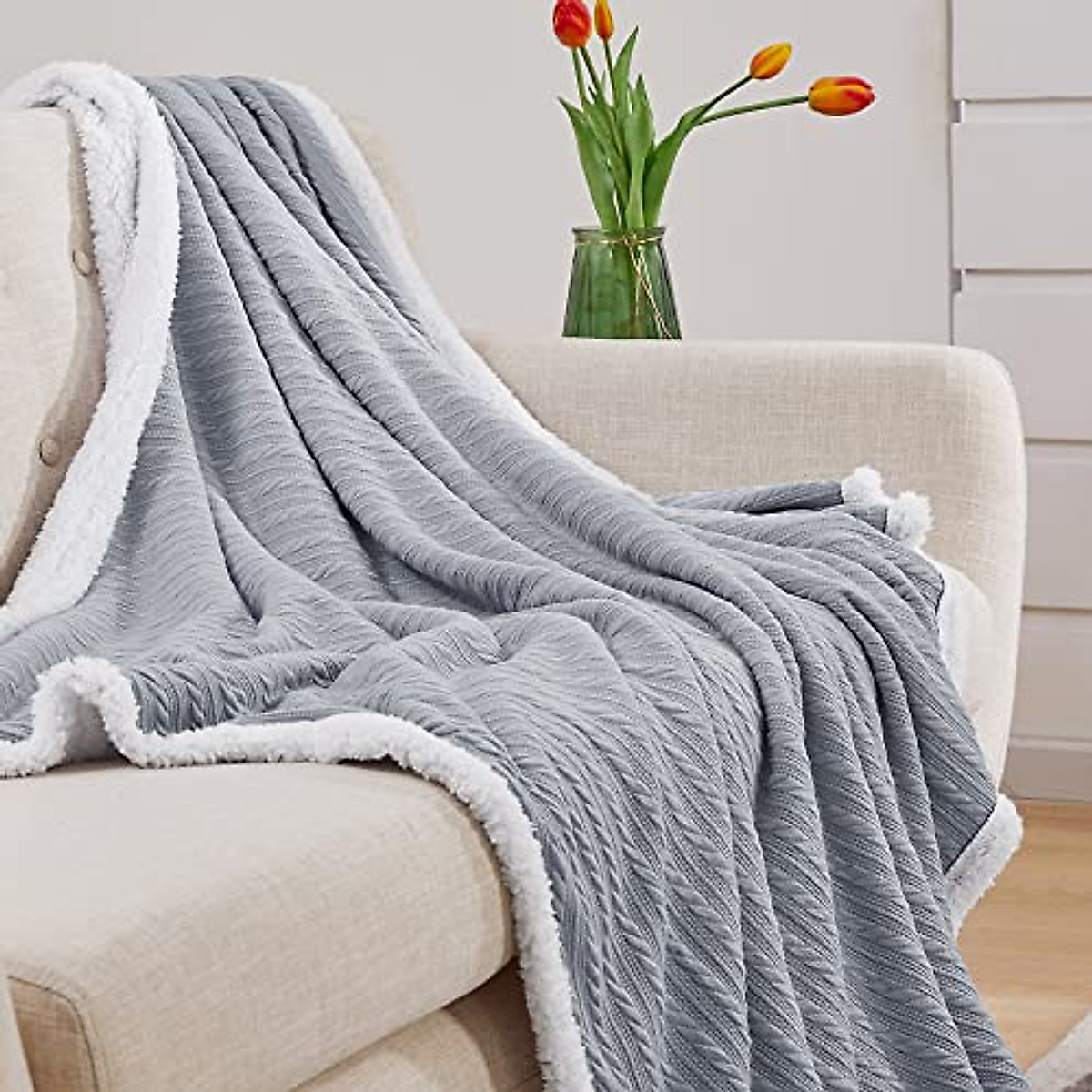 Deconovo Sherpa Bed Blankets for All Season Use - Grey Thick Warm Soft Throw Blanket for Travel, Bed, Couch, Sofa, 50x60 Inches, Grey