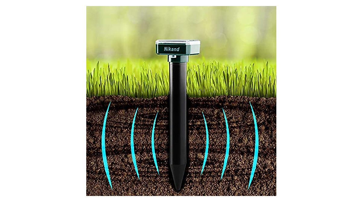 Mole Repellent Stakes - Solar Powered Pest Control