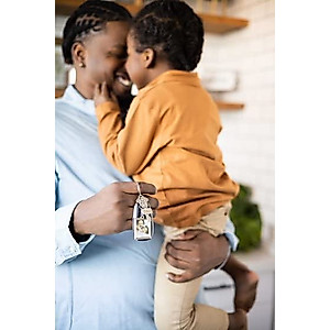 Pearhead Dad Charm Photo Keychain, Gender-Neutral Baby Girl or Baby Boy Keepsake, Father’s Day Accessories, Father Daughter or Father Son Keepsake Frame Keychain, Silver